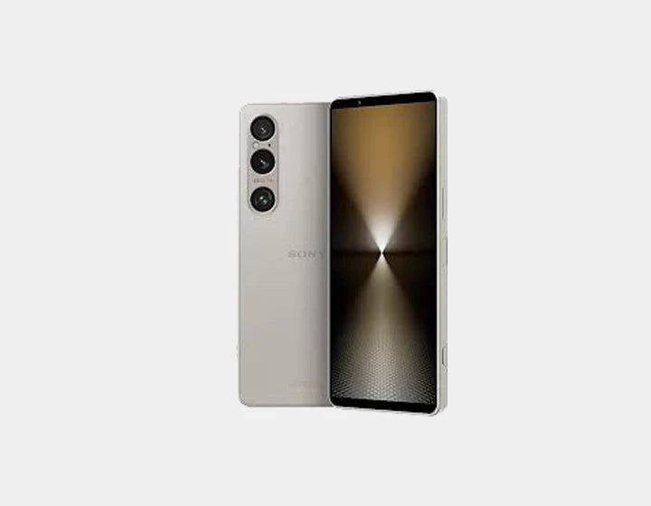 The Sony Xperia 1 VI XQ-EC72 5G Dual SIM 256GB 12GB Silver offers unpa ...